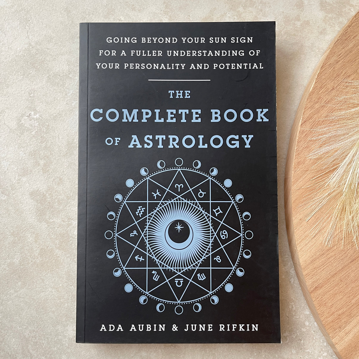 The Complete Book of Astrology – Milky Peach Studio